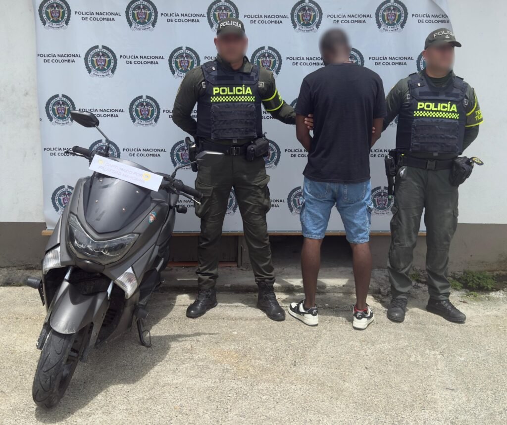 Capturado hombre con arma traumática y otro por falsedad marcaría en ...